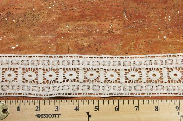 10" Embroidered Linen Scallop Trim - The Fabric Market